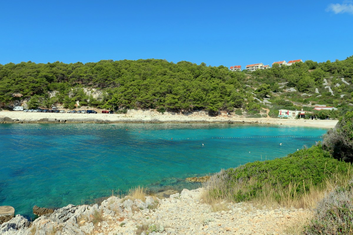Praias da ilha de Hvar: Pokonji dol, Mekićevica e Robinson